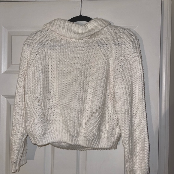 moon & madison | Sweaters | Moon And Madison Small Turtleneck White ...